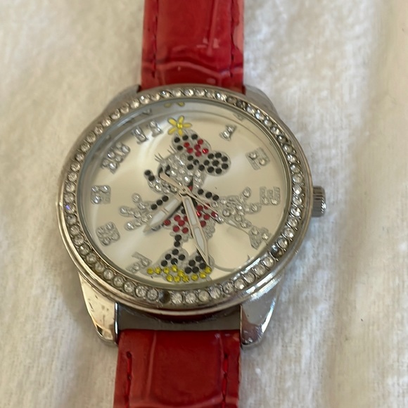 Disney | Accessories | Disney Park Minnie Watch | Poshmark